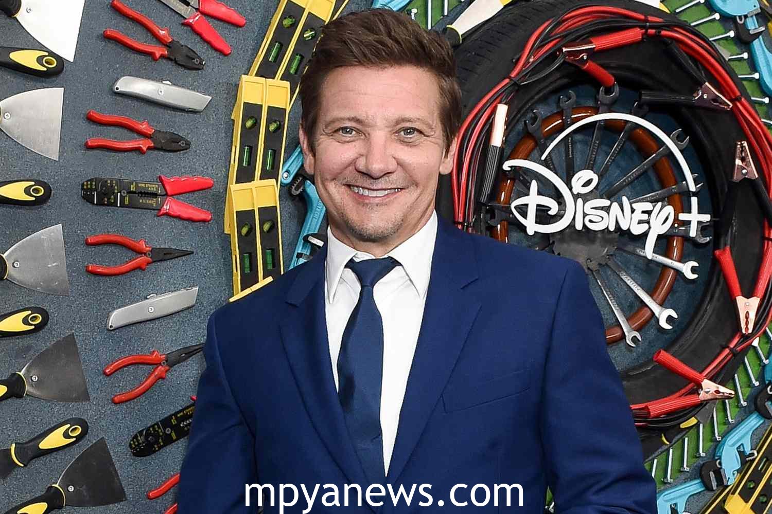 Jeremy Renner: Hollywood Icon Bio, Net Worth & Latest Updates , FAQs ...