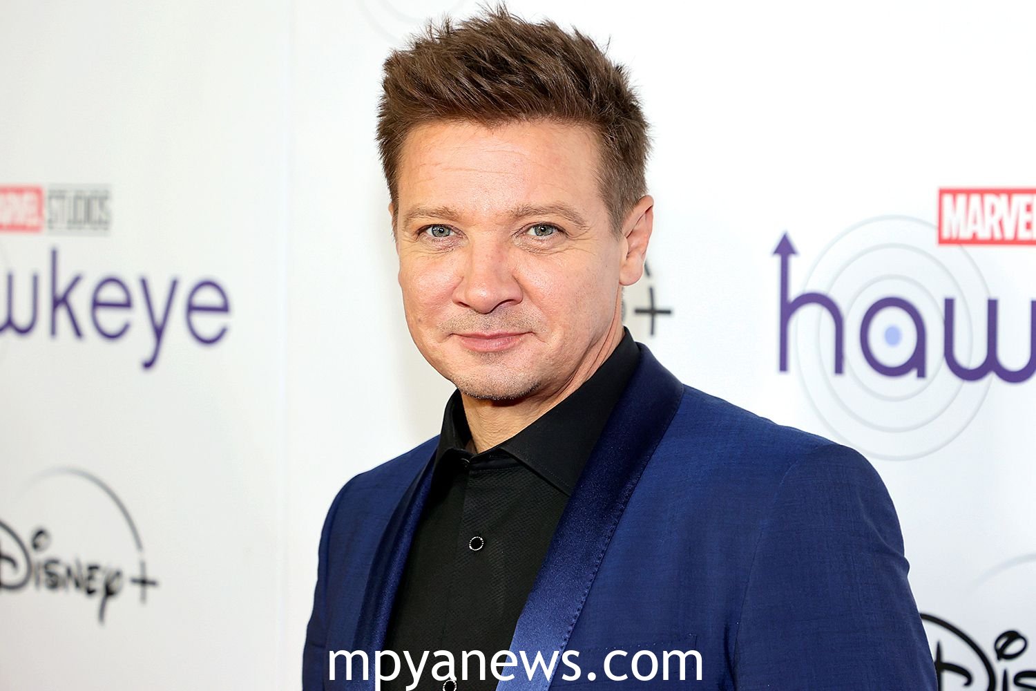 Jeremy Renner: Hollywood Icon Bio, Net Worth & Latest Updates , FAQs ...