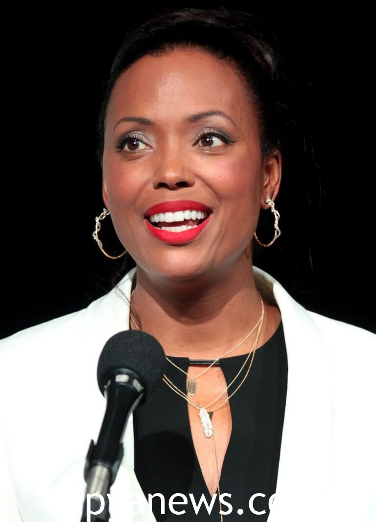 7 Facts That Made Aisha Taylor So Famous - MPYA NEWS