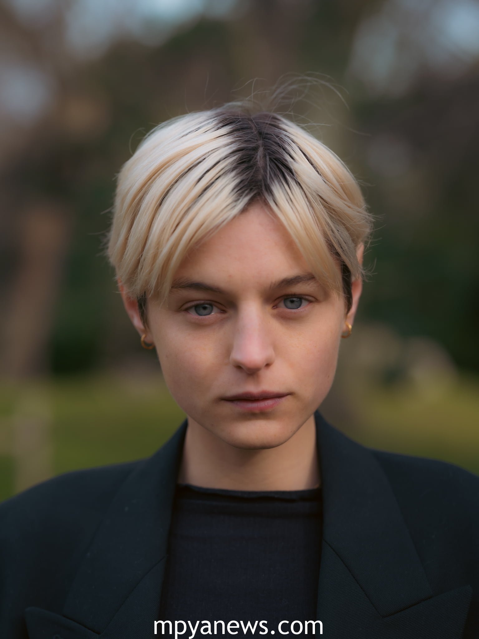 Emma Corrin: Bio, Net Worth And Partner 2024 - MPYA NEWS